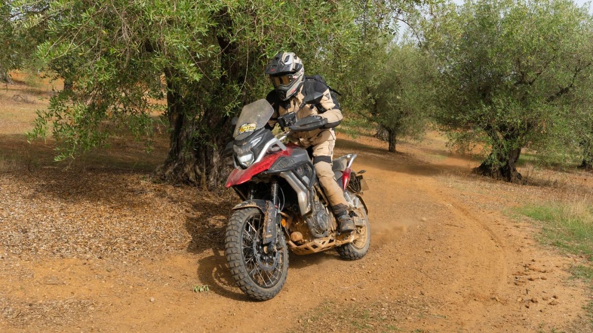 Macbor Montana XR5. Grandes para quê? - Moto X